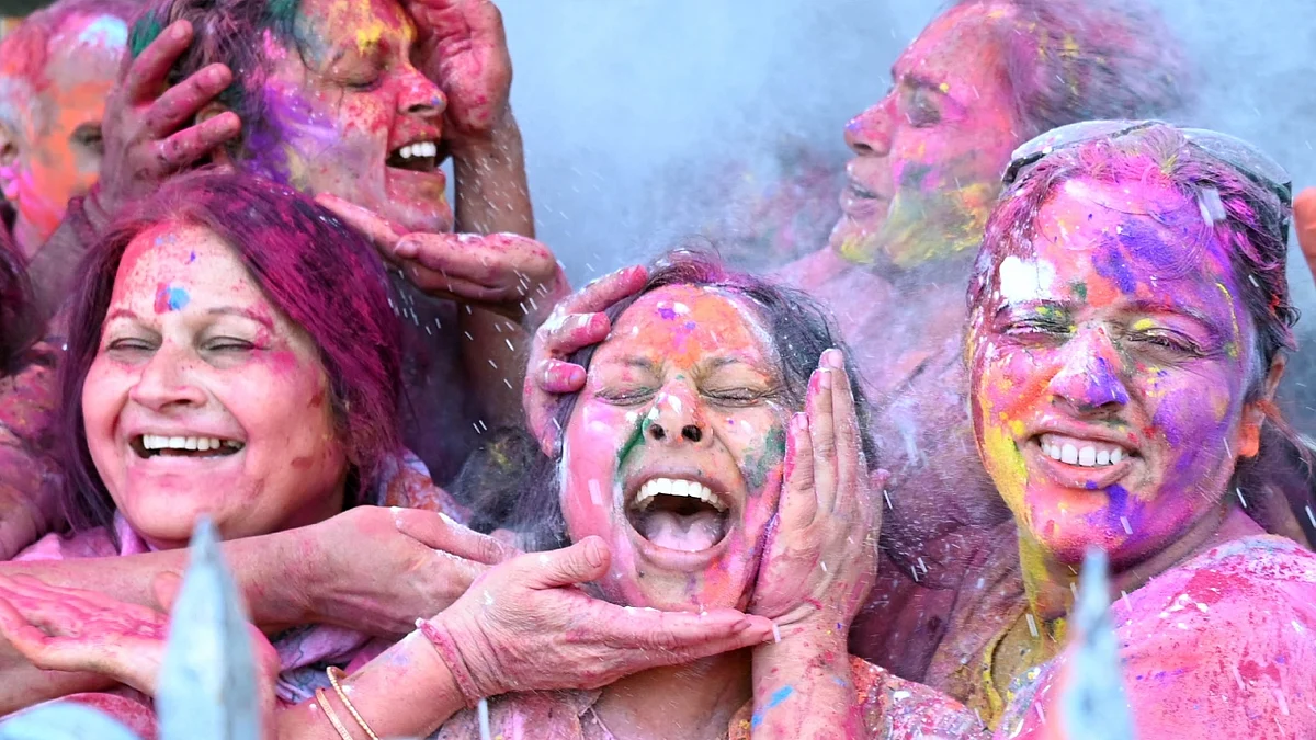 Holi Tips